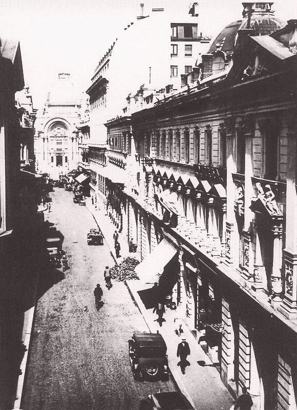 Turist în București: Strada Stavropoleos - Centrul Vechi - Bucuresti