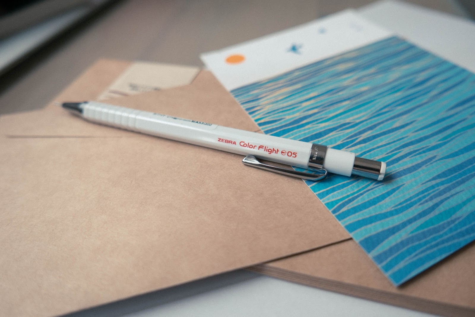 【心得】Zebra – Color Flight 0.3mm 鉛芯筆/自動鉛筆 - The Paper Said 書紙說 - 文具紙品心得