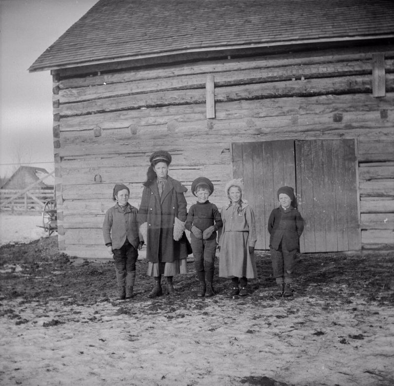 Beautiful Photos Document Farm Life of Spruce Grove, Alberta, Canada in ...