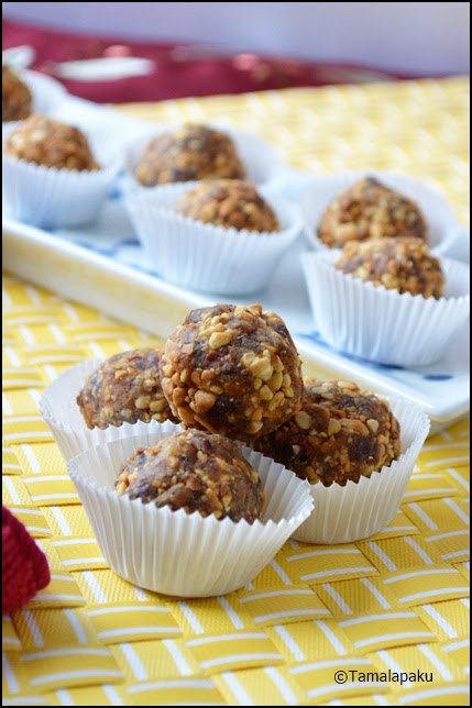 Peanut-Date Energy Bites ~ Tamalapaku