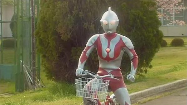 Very Funny Ultraman Picture | Dream Will Comes True