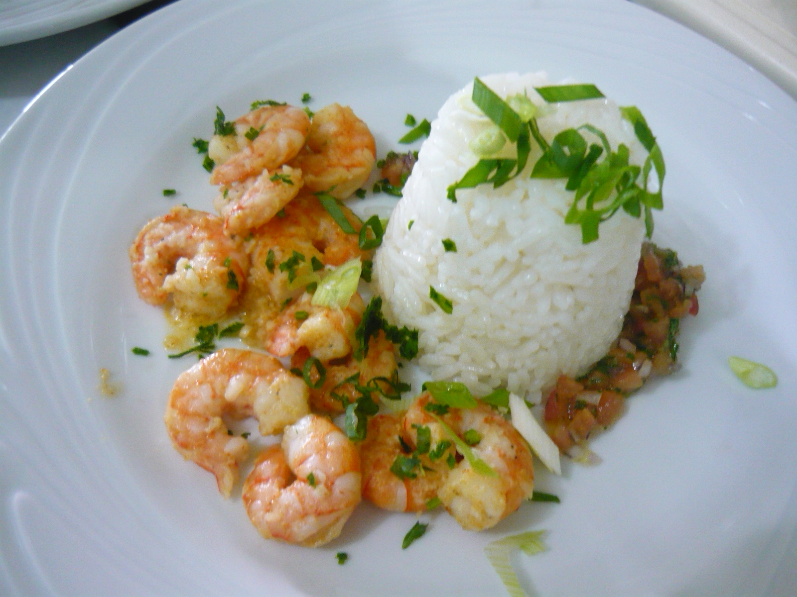 Cozinha Santa: Camarões picantes e Salsa de Tomate Concassé