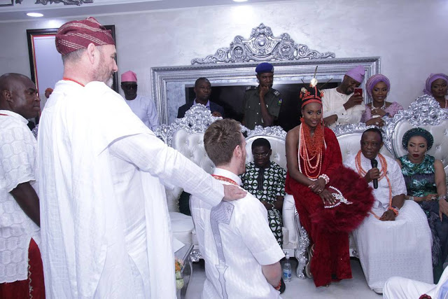 Photos: White Family Wears Aso Ebi As Nigerian Lady, Benin Princess ...
