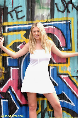 Biografias: Alison Angel Fotos #1