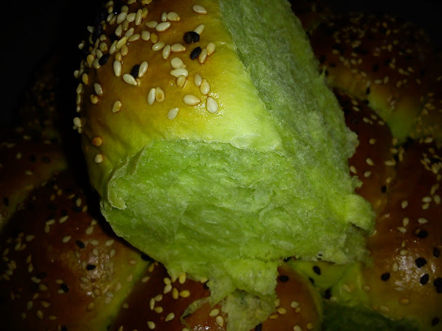 Cooking Pleasure: DOUBLE SOFT PANDAN BUNS