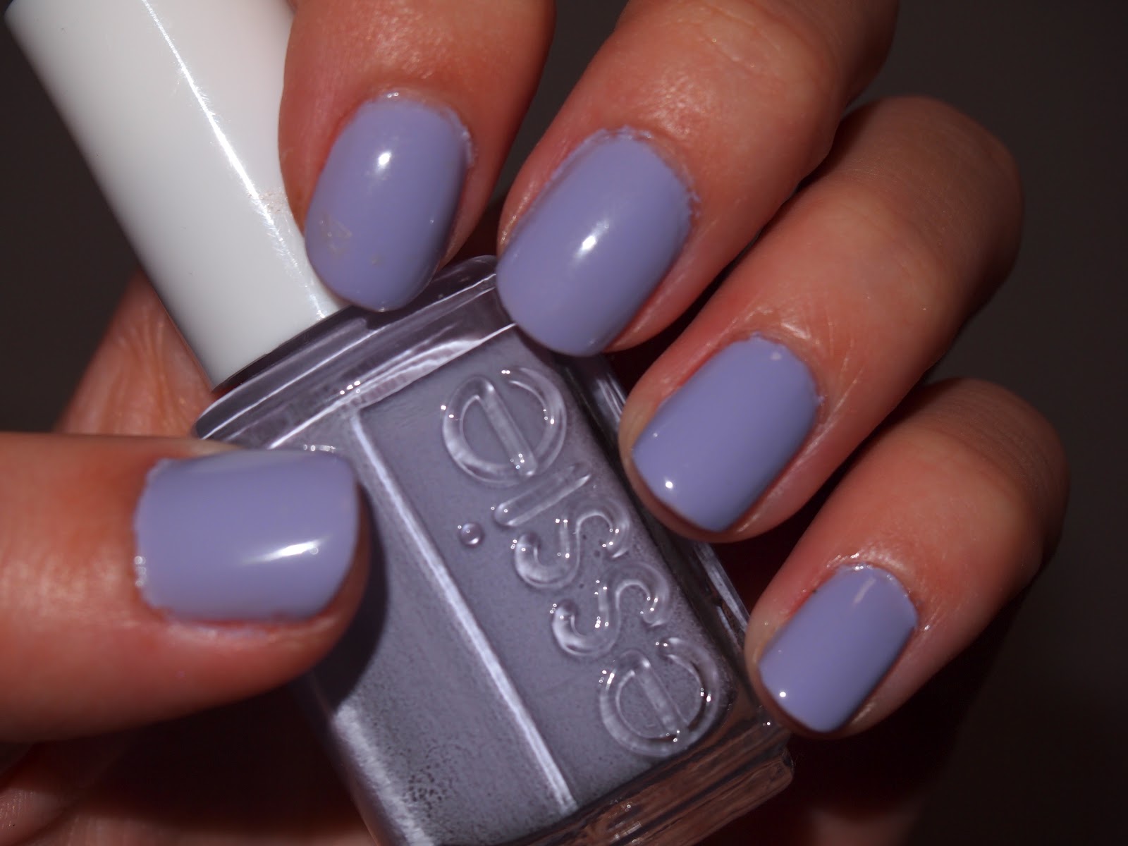 Essie: Lilacism (Swatch + Review) - status.chlo