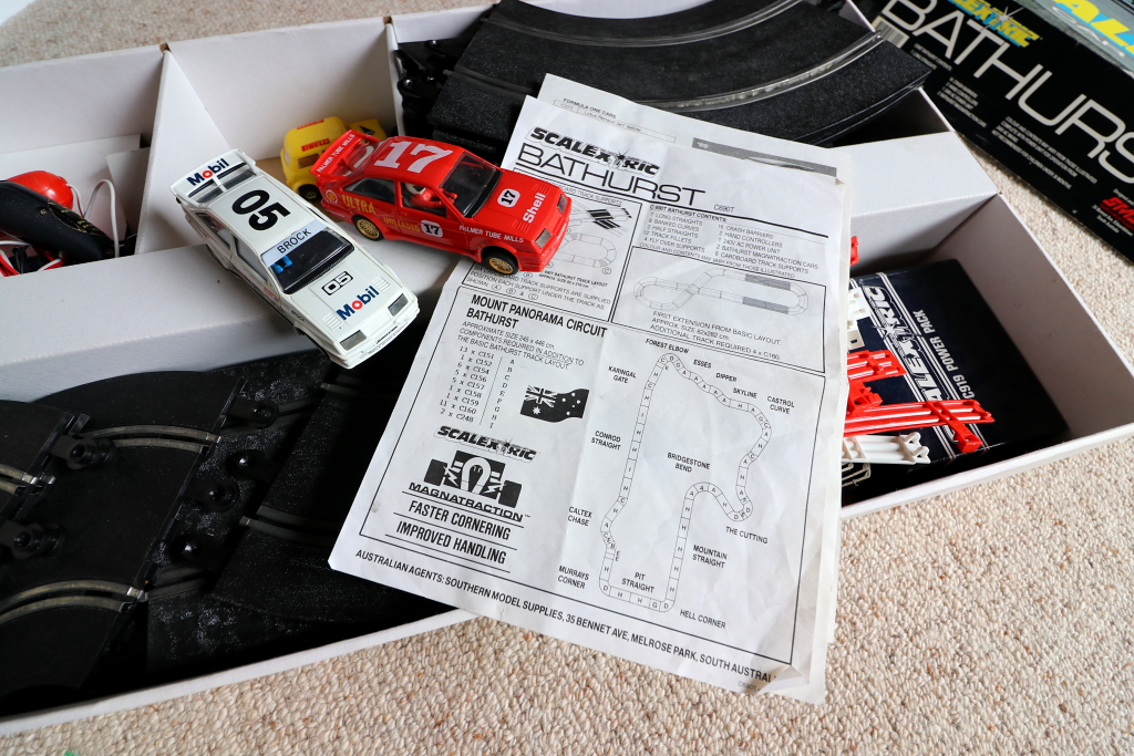 80sHERO: Bathurst 1989 in 1/32: The Scalextric Sierras..