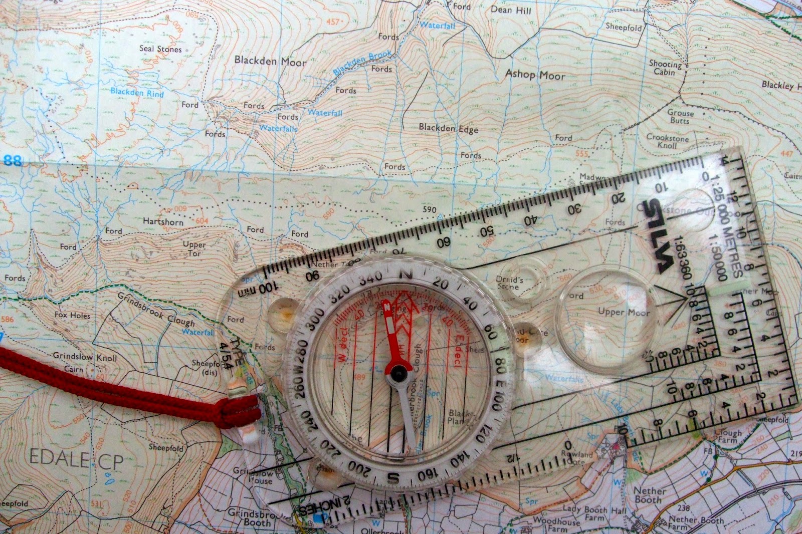 Hill Skills Courses in The Peak District