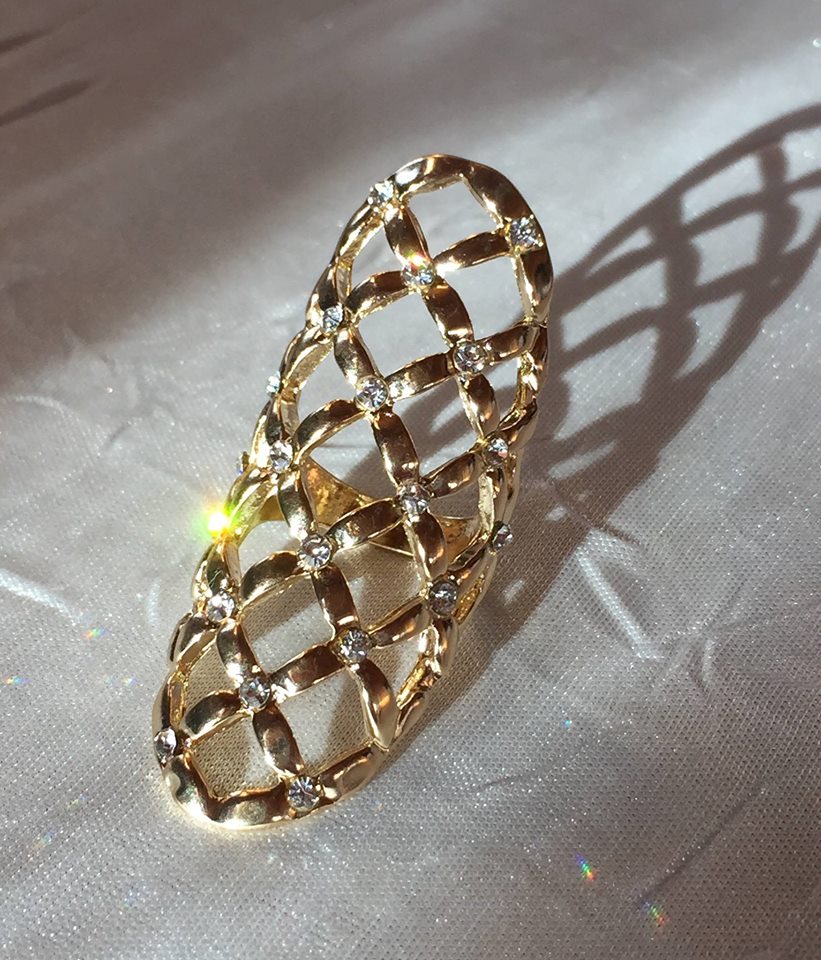 Quiltessa: Patchwork palette: Magnetic ring pin holders and pin pickers ...