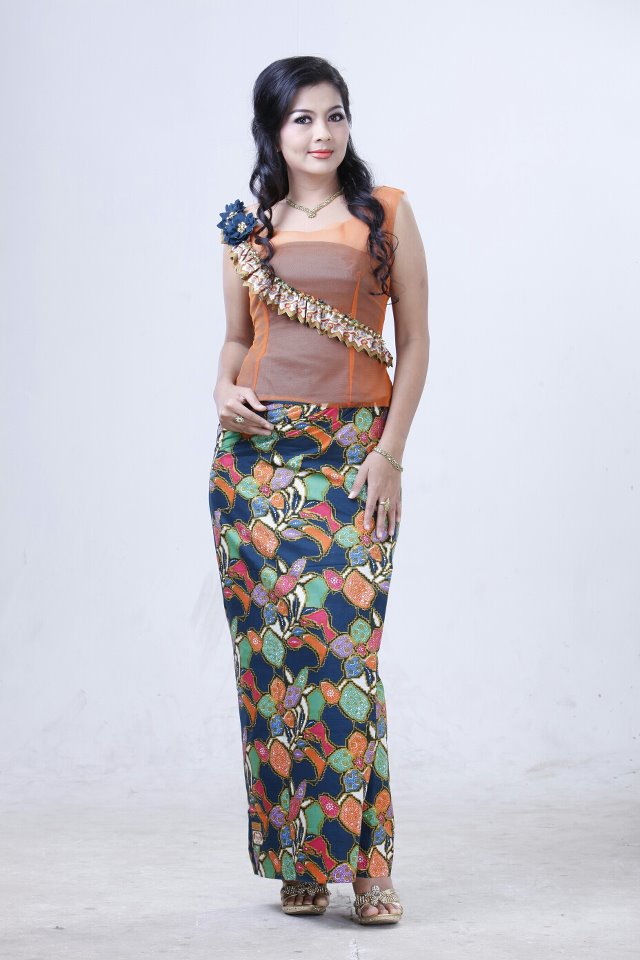 ဖက္ရွင္ျမန္မာဘေလာ့ဂ္: Myanmar Actress Khine Hnin Wai 's graceful ...