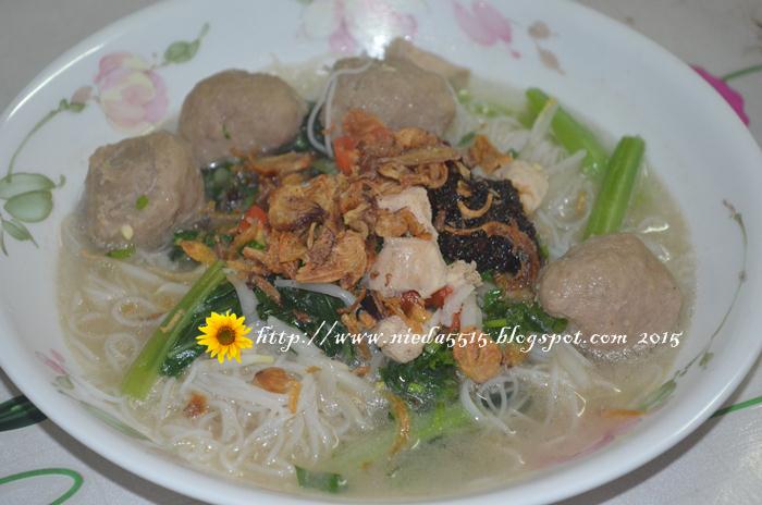 Cheq Da: Mee Hun Bakso...