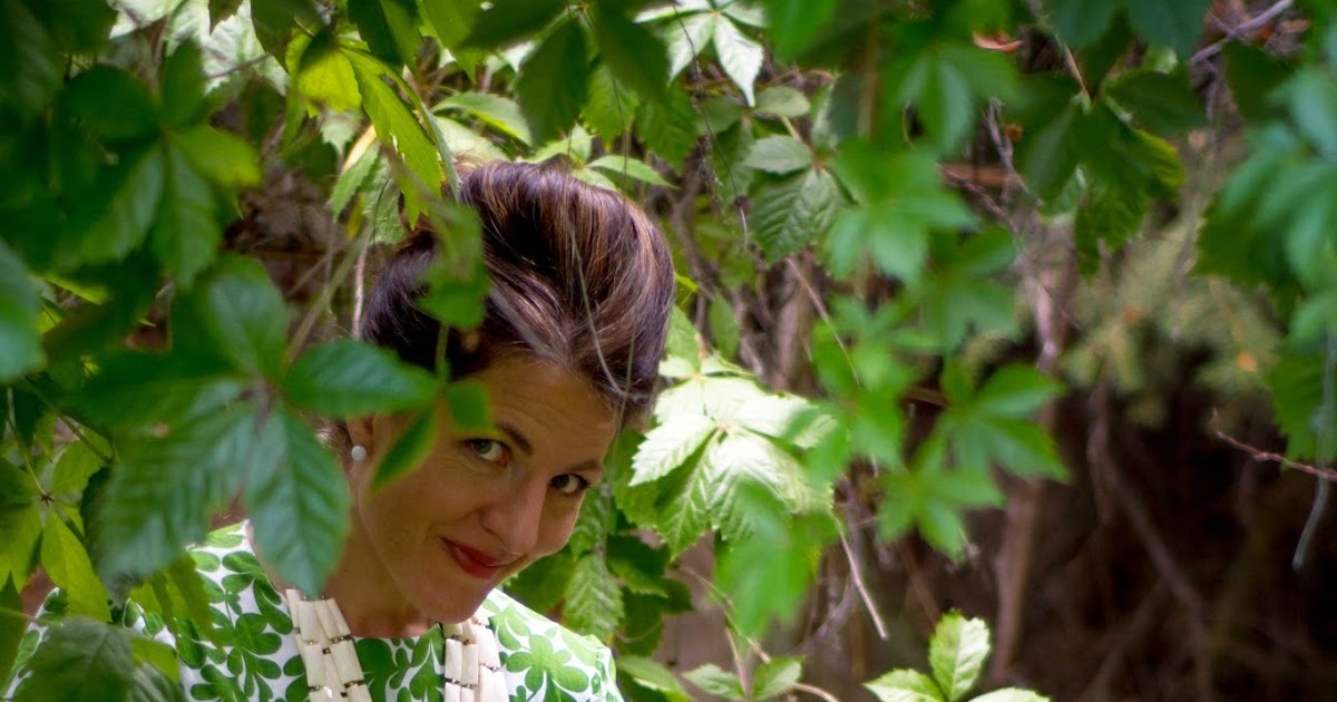 Aesthetic Nest: Sewing: Retro Shift Dress for Paris When it Sizzles