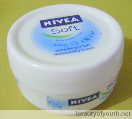 Nivea Soft Refreshingly Soft Moisturizing Cream
