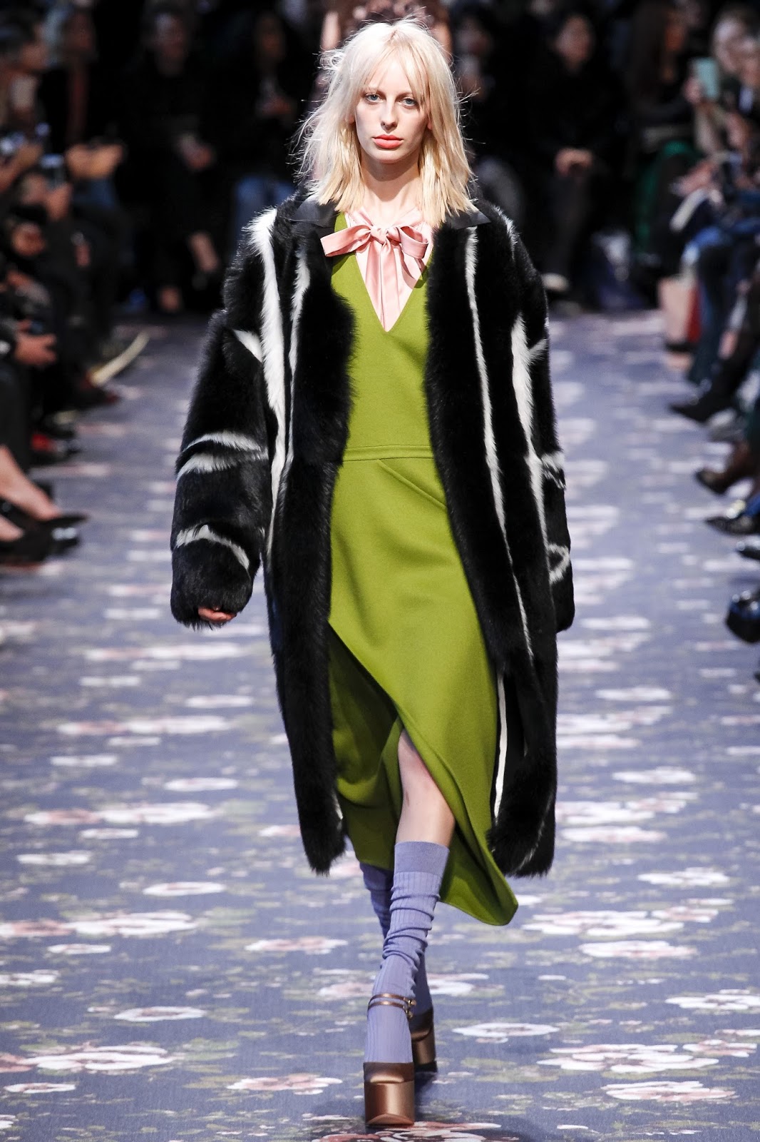 rochas fall / winter 2016.17 paris | visual optimism; fashion ...