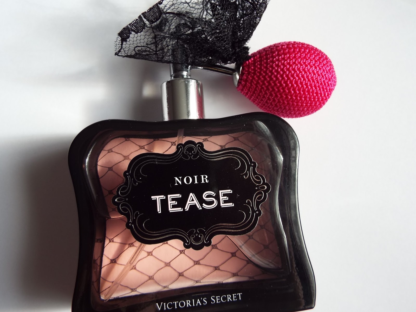 Toy Saturn: [Review] Victoria's Secret Noir Tease
