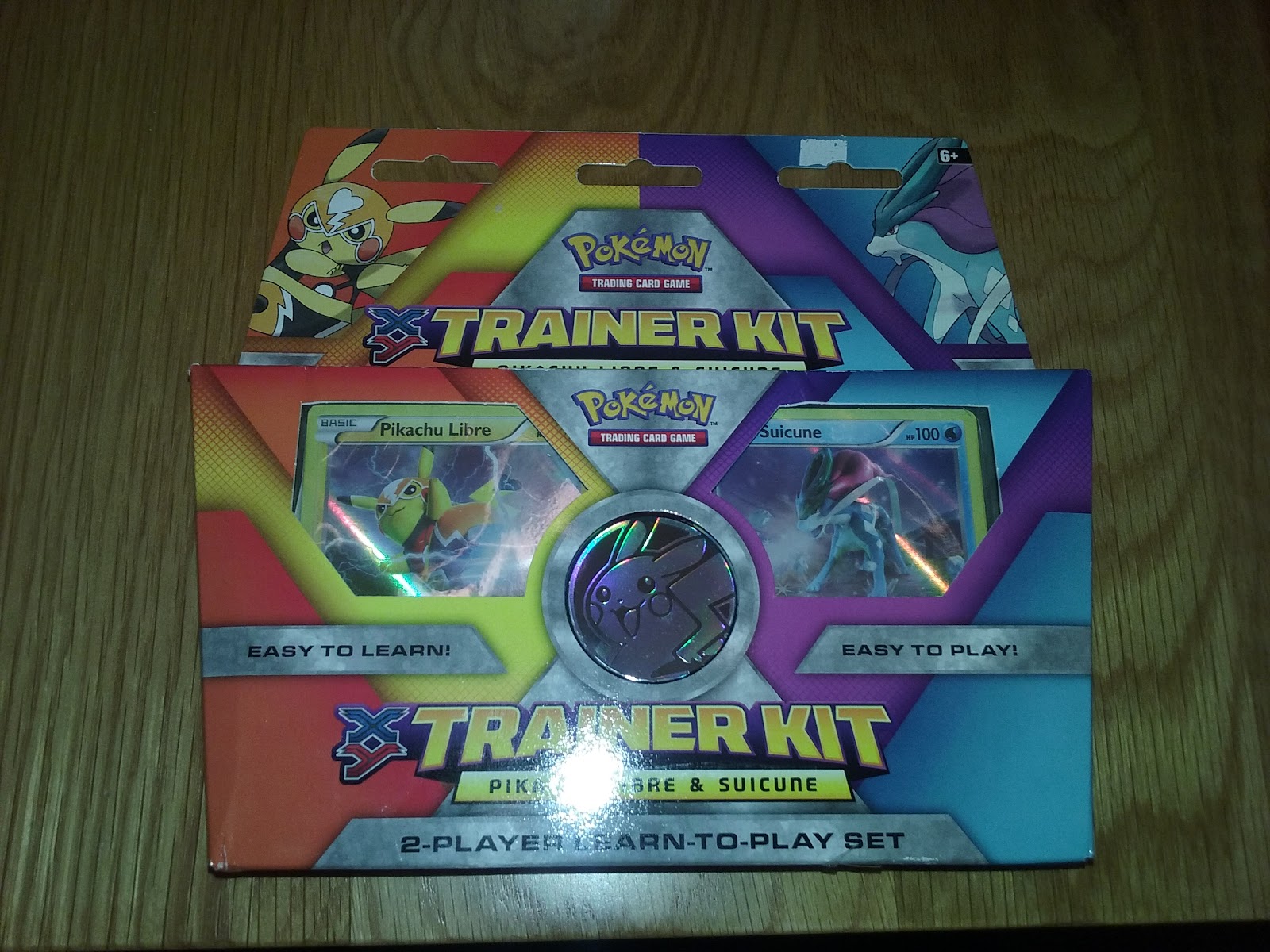 Pokemon XY Trainer Kit Pikachu Libre Vs Suicune unboxing and review.
