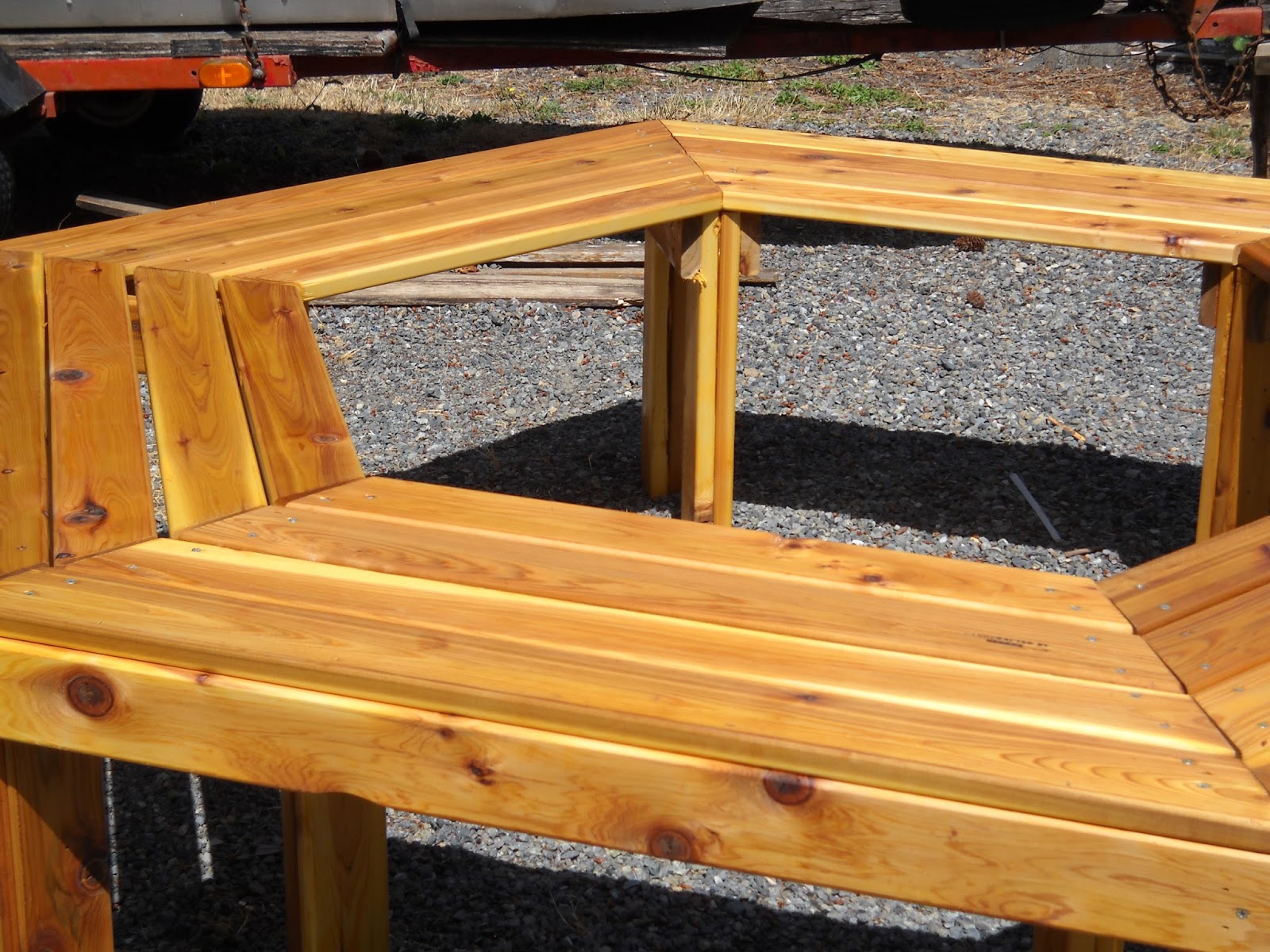 Handcrafted by George: Wrap Around Tree Bench