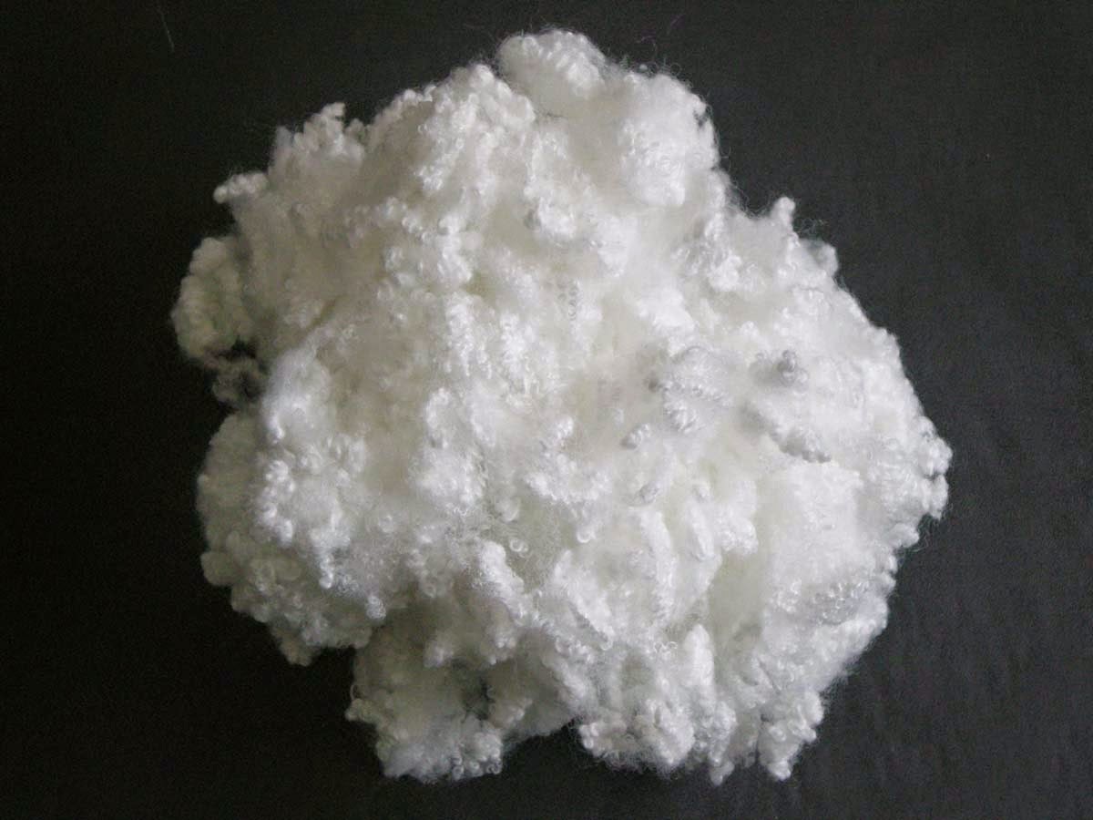 LES FIBRES TÈXTILS: Les fibres de polièster