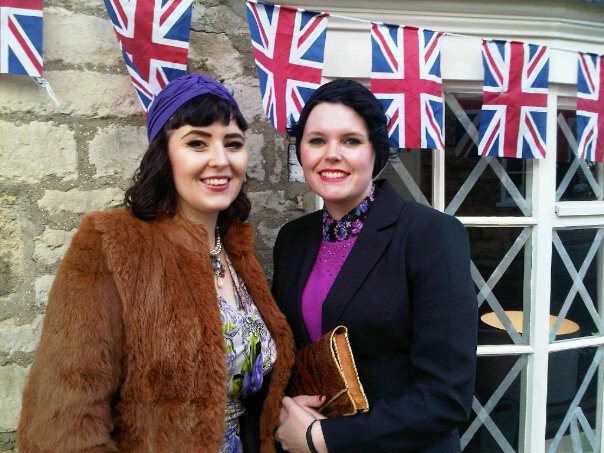 LauraBetty UnOrdinary Art: Fun at the Pickering 40s Revival