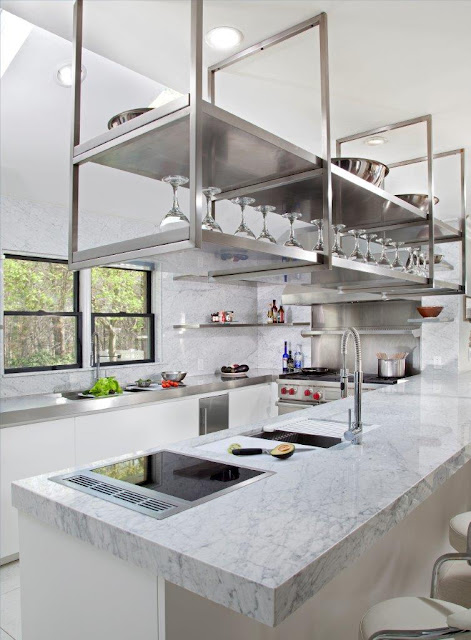 702 Hollywood: Ultimate Chefs Kitchen