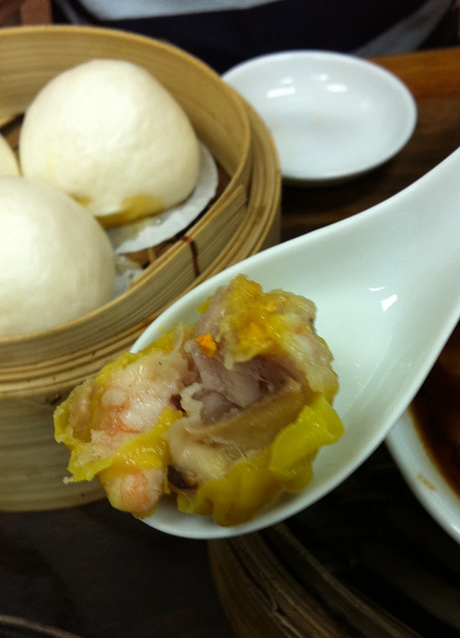 Monsoon Travel and Food: Authentic Hong Kong Dim Sum @Victor's Kitchen