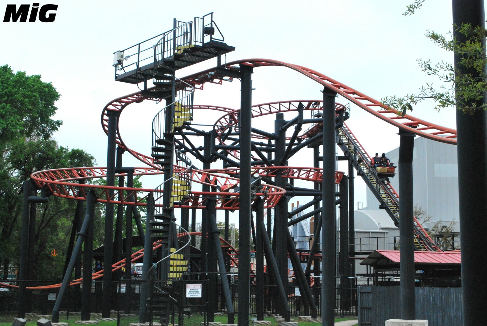 MidwestInfoGuide: Six Flags over Texas