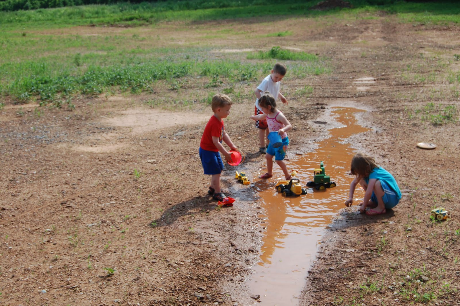 Team Ambuel: Preschooler Mud Party