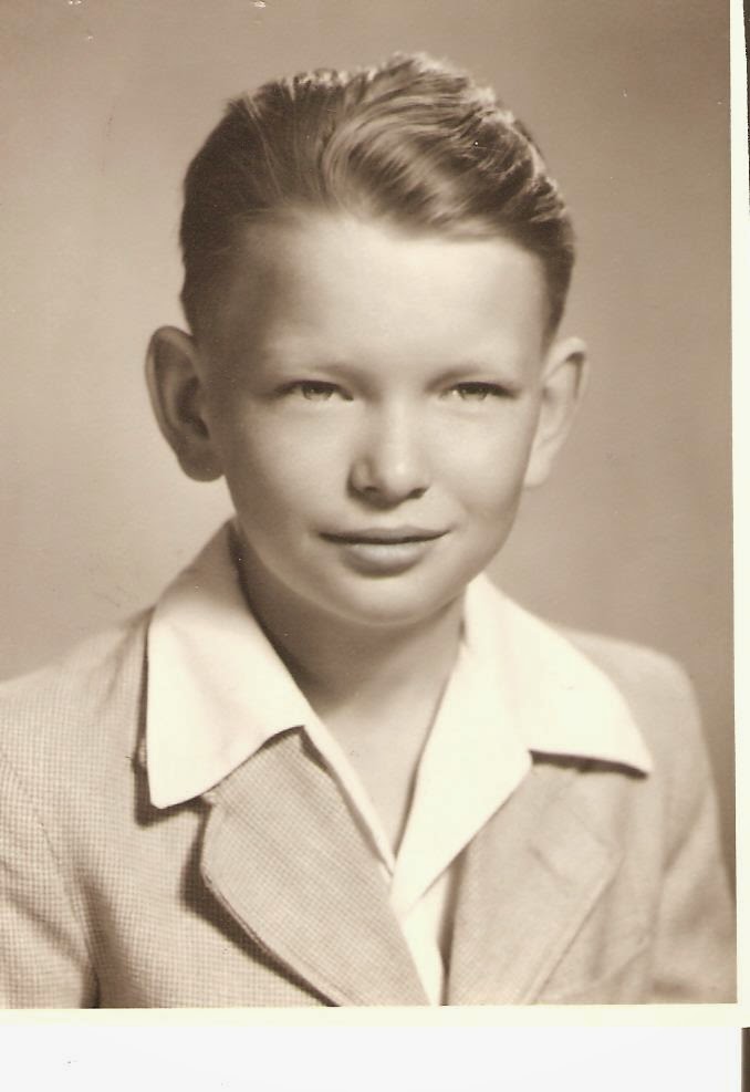 Elizabeth Gent's Instagram, Twitter & Facebook on IDCrawl