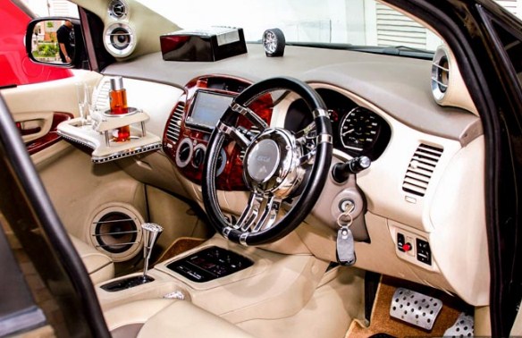 " Info - Modifikasi Kijang Innova Tampil Lebih Elegant " | JUARA OTOMOTIF