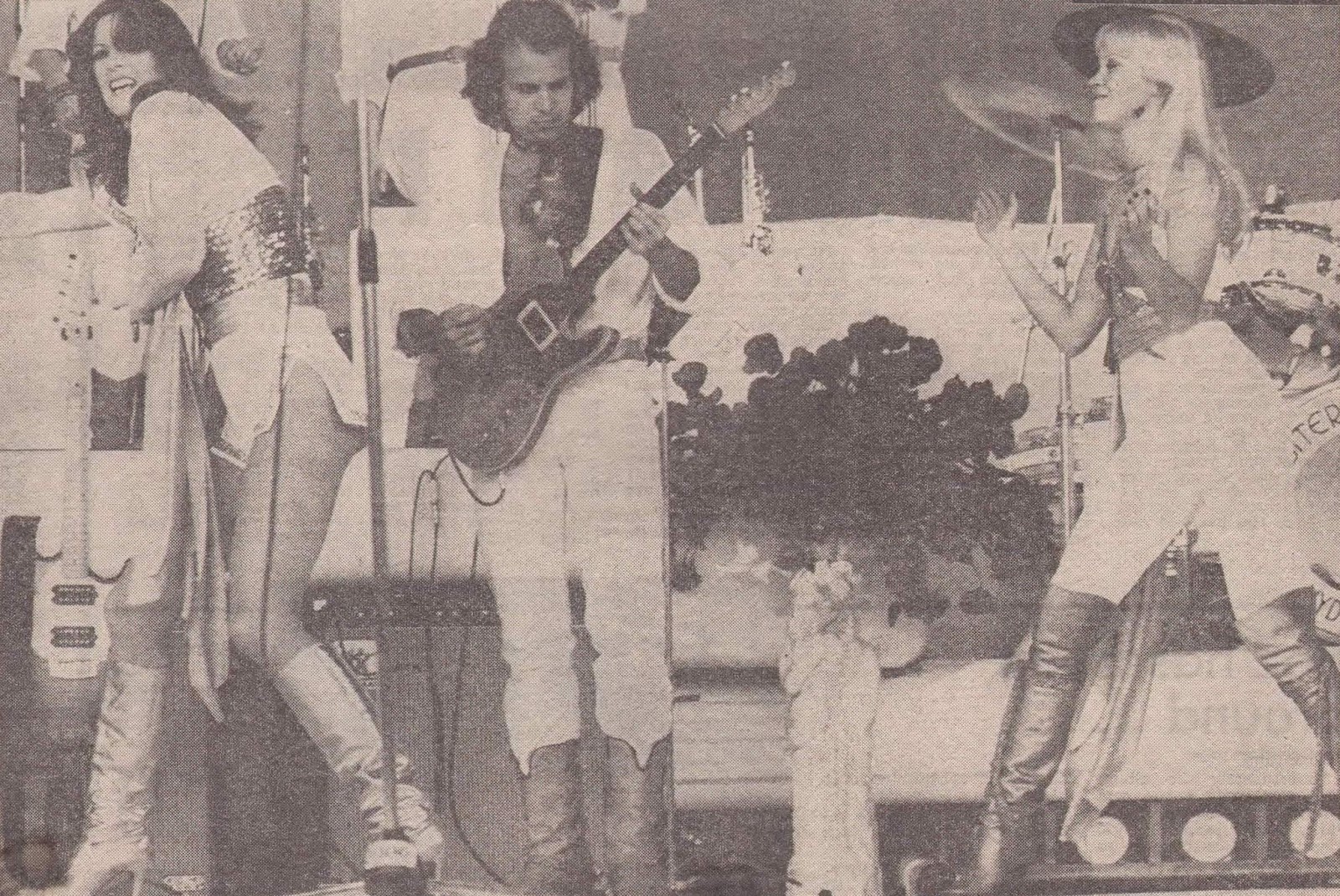 ABBAFanatic: ABBA In Australia 13th March 1977 - Today It's Farewell to ...