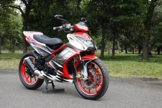 Modenas Ace 115: Modenas Ace 115 dalam warna biru