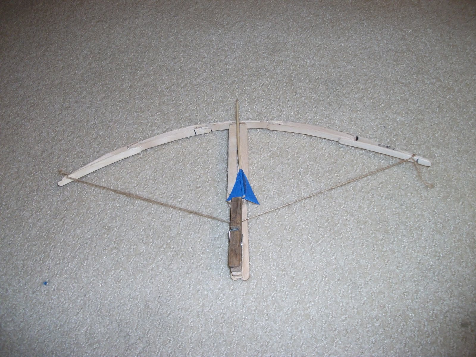 epic creation thingys...: ice pop stick crossbow