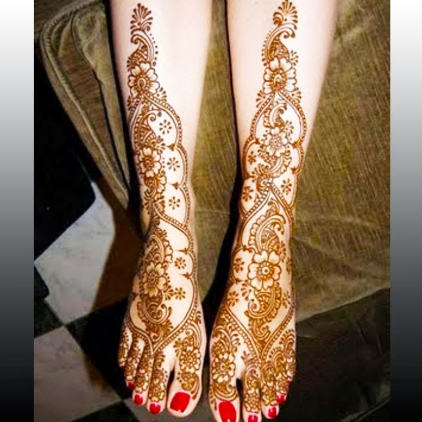 Beautiful Designs: Beautiful Mehndi designs for legs on wedding day