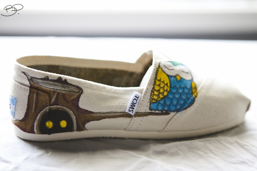 Benjamin Paras: Custom TOMS Shoes | Owls