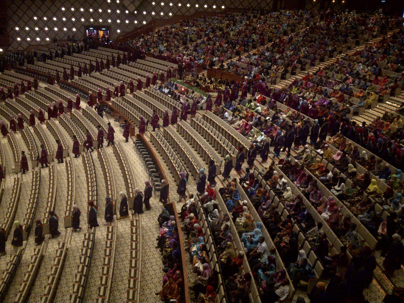 cerita merepek meraban: KONVOKESYEN KOLEJ PROFESIONAL MARA 2011