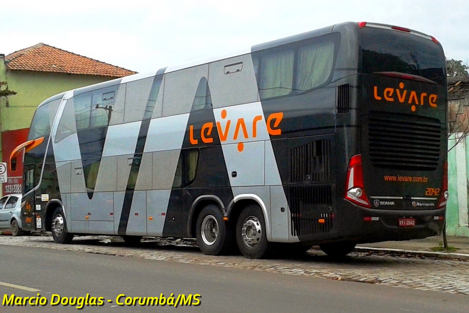 Expresso Bus: Levare 2042