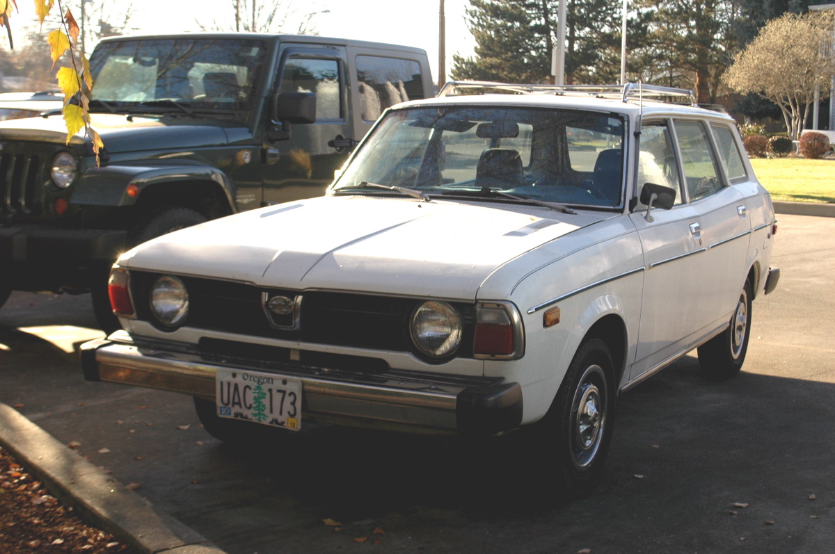 OLD PARKED CARS.: 1978 Subaru GL.