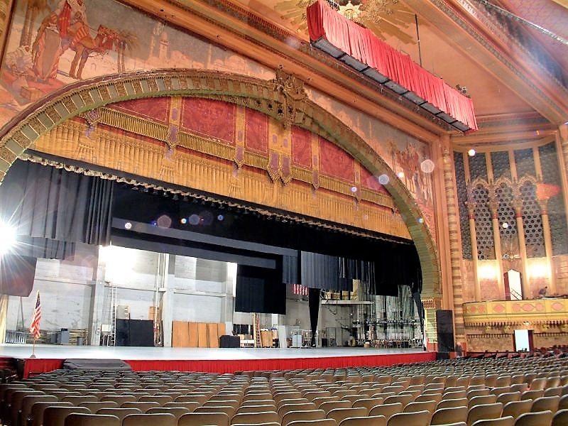 Los Angeles Theatres: Shrine Auditorium: the auditorium
