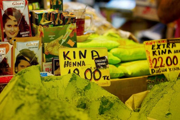 Una Casa Sana: Teñirse el Pelo con Henna y Otras Plantas Naturales