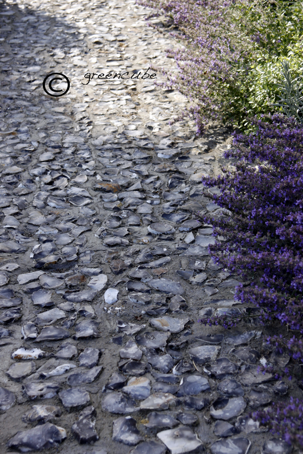 Knapped flint paths Arts and Crafts House in Sevenoaks