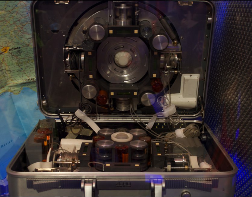 The 9 most useful sci fi gadgets that are really gadgets - Geeky Lists ...