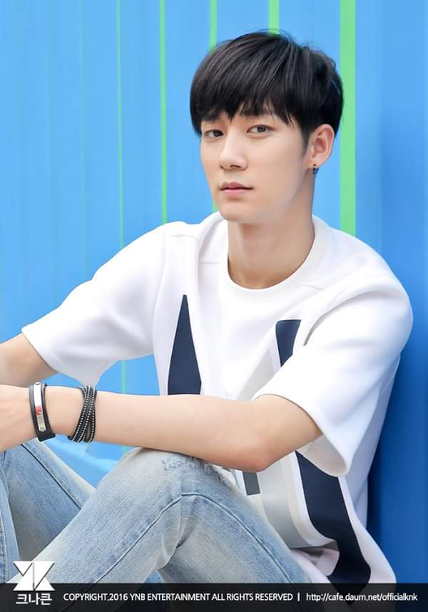 [REVIEW] KNK: Knock & Awake. - BA NA NA: Noticias de K-Pop en español