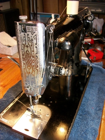 Perfect Stitch: The amazing Singer 201