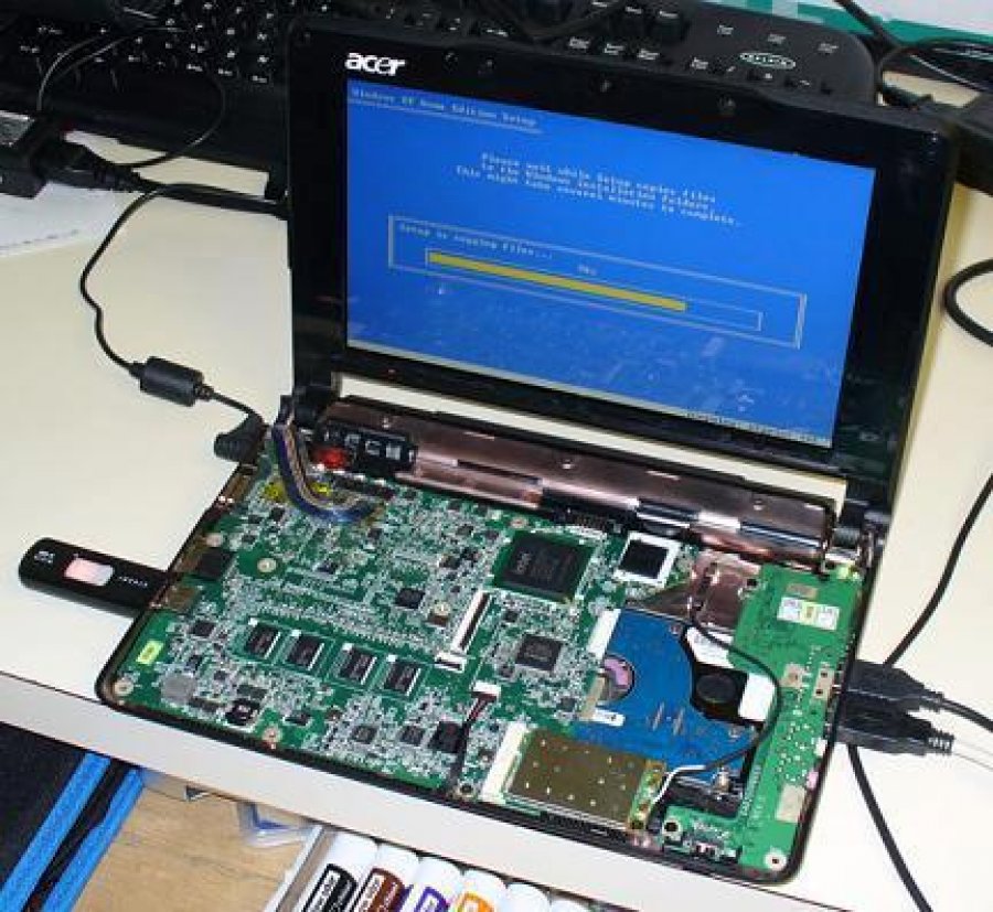 SC Informatica: ¿Qué hacemos si se moja nuestro portátil?
