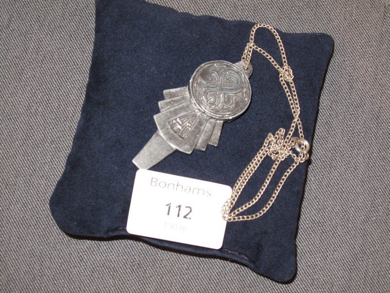 Making My 7th Doctor Costume: Bonhams auction -TARDIS key unsold!