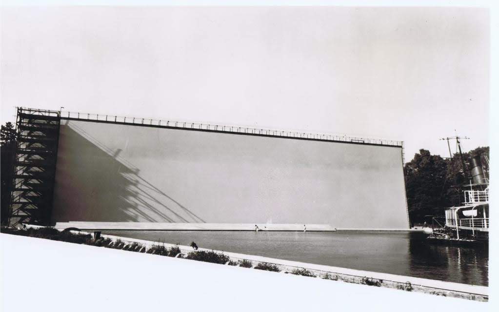 model ships in the cinema: STUDIO TANK FACILITIES