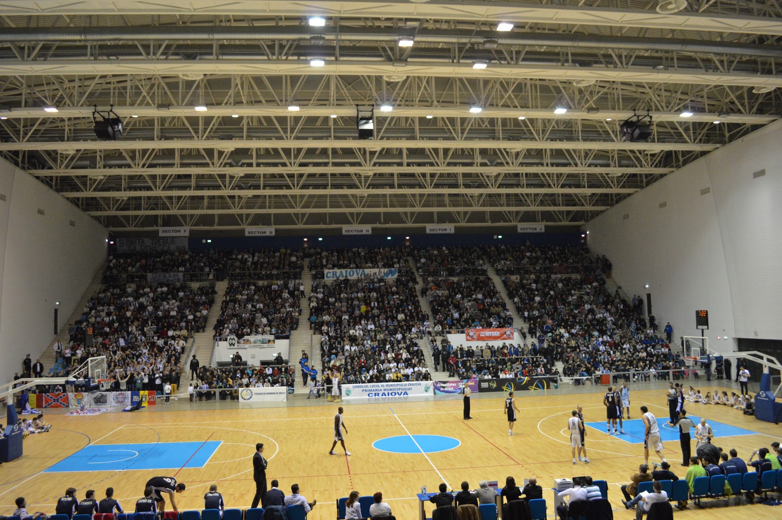 Adevărul de Calafat: SPORT : 27.02.2013 zi magnifica la Sala ...