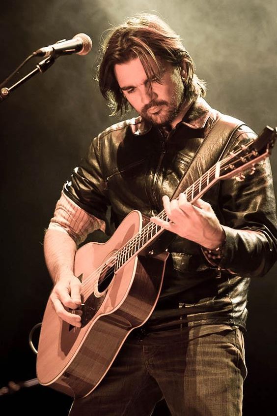 Cantantes de todos los Tiempos: Juanes - Biografía
