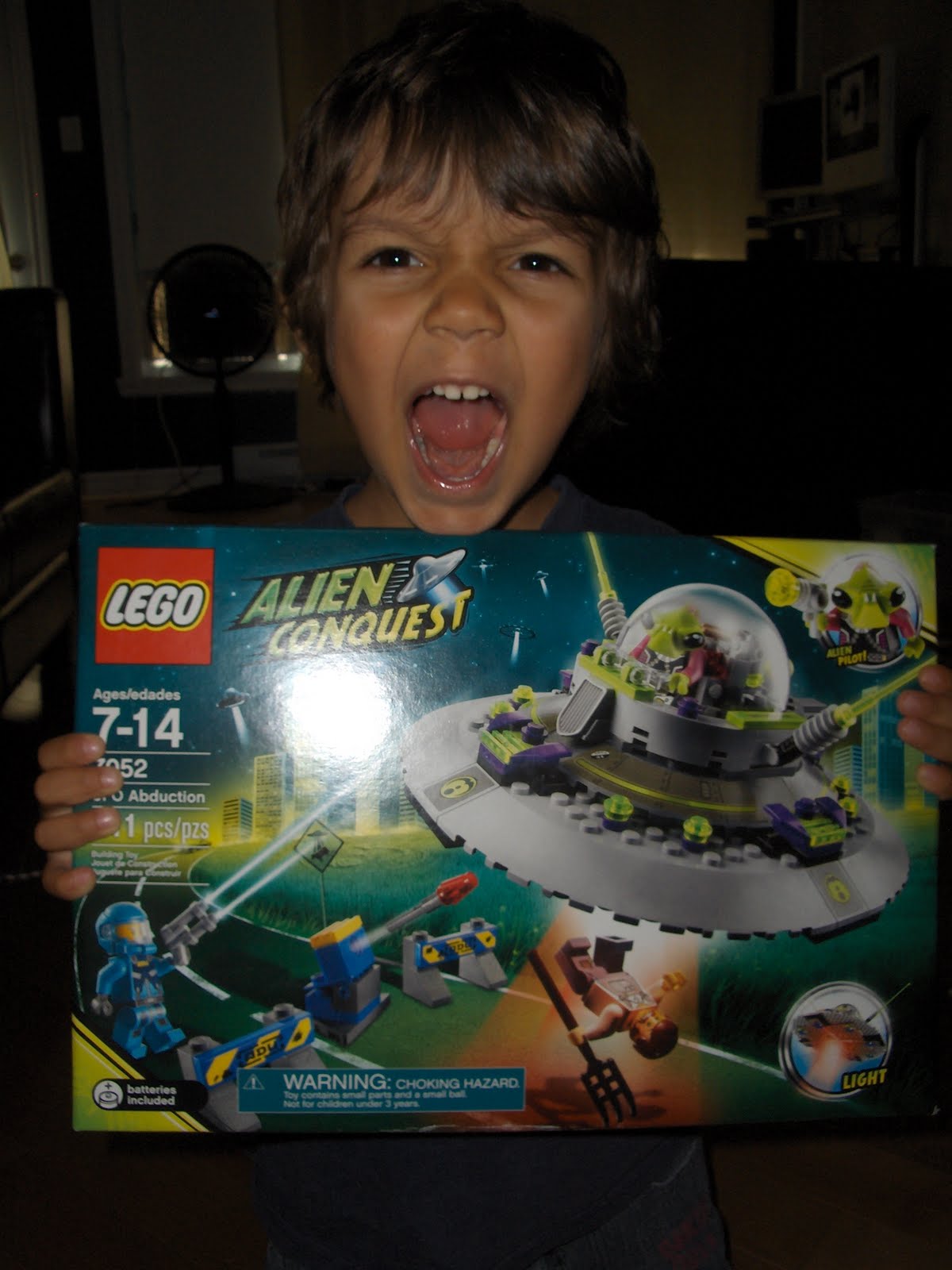 Fully Jointed Play Figures: Lego Alien Conquest