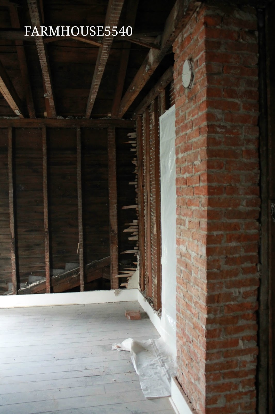 FARMHOUSE 5540: Master Bedroom Reno